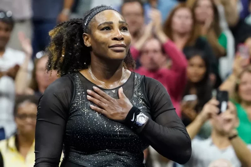 Serena Williams podría regresar este mes, pero no está claro si lo hará