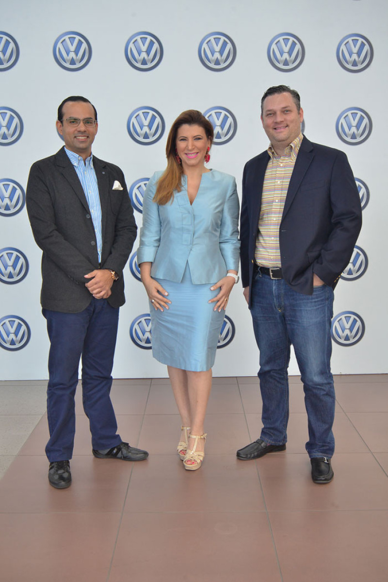 Empresas en una misma vía