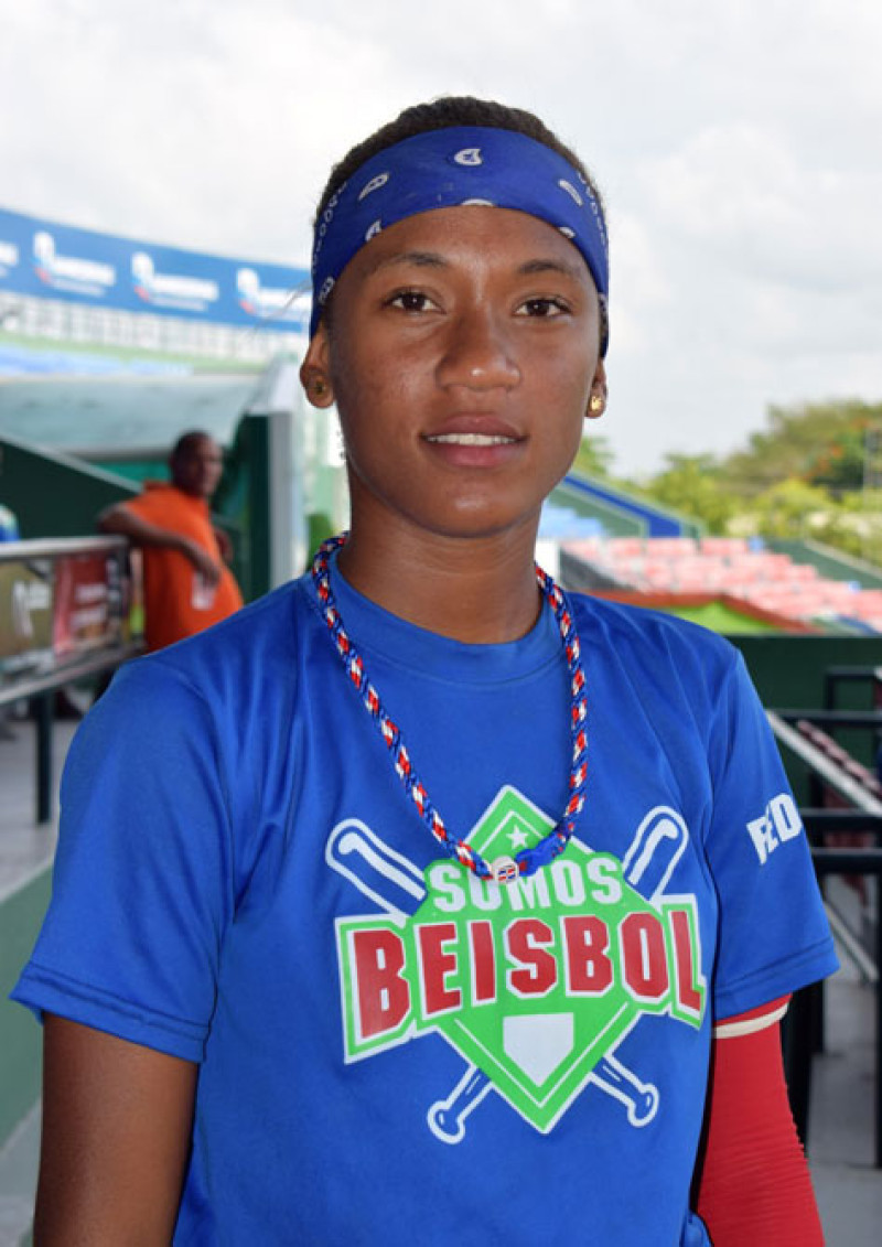 Canó anuncia rotación pre mundial femenino