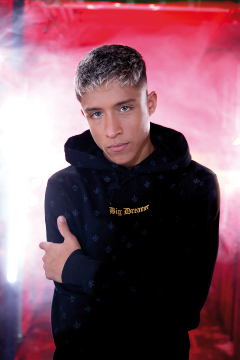 Aron Luix presenta evolución en la música urbana en nueva propuesta