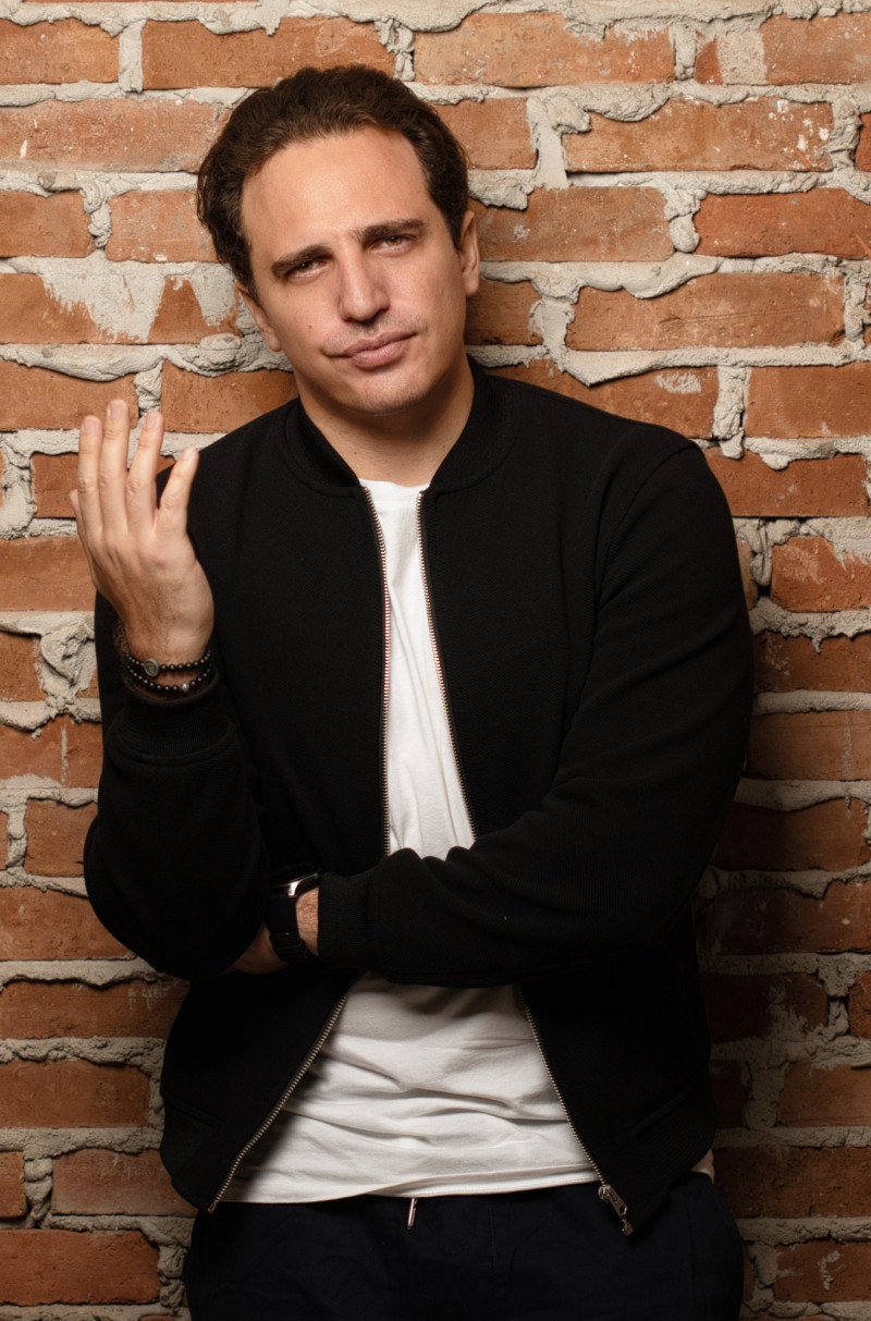 Jaime Viña vuelve a apostar al romanticismo y el desamor