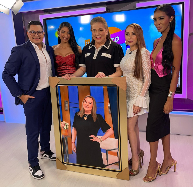 Programa "Esto sí es televisión" sale al aire por el canal Su Mundo TV