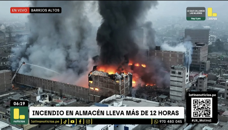 Incendio destruye almacenes en el centro histórico de Perú y deja 17 ...
