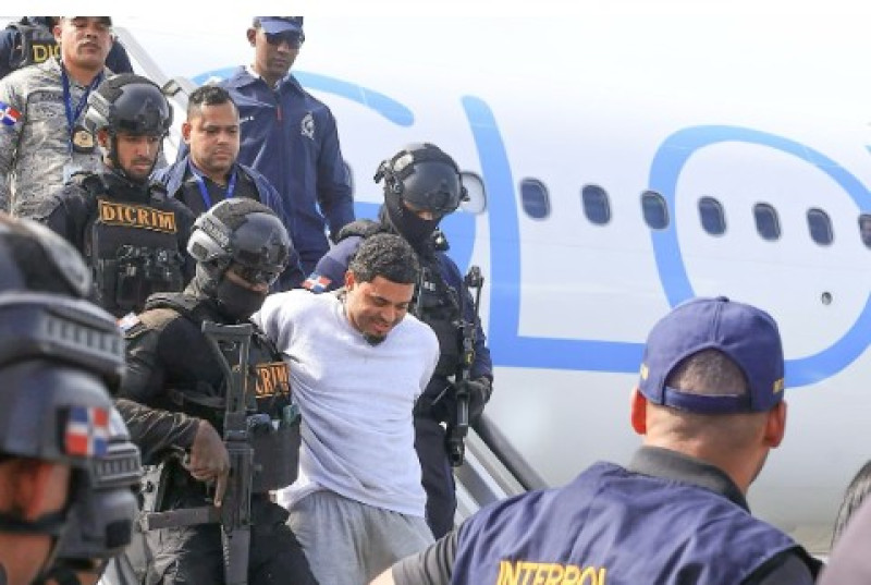 Trasladan desde EEUU a “Guindo”, uno de los más buscados por la Policía ...