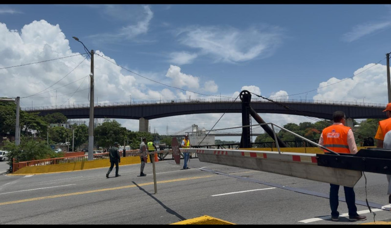 Puente Flotante sobre el Ozama está cerrado y estas son las rutas alternas
