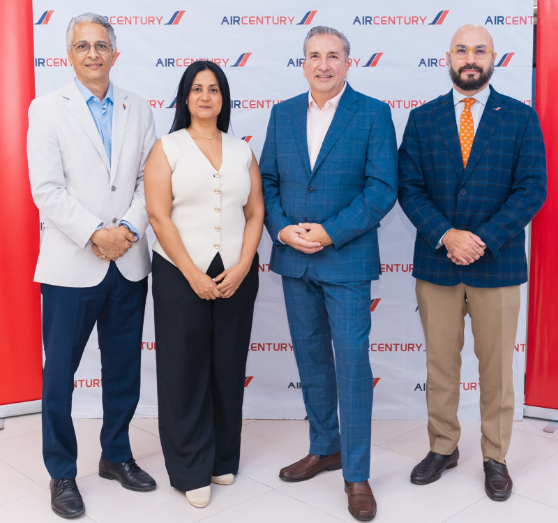 Air Century y Assist Card firman alianza