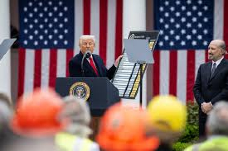 La lógica mafiosa de las guerras arancelarias de Trump