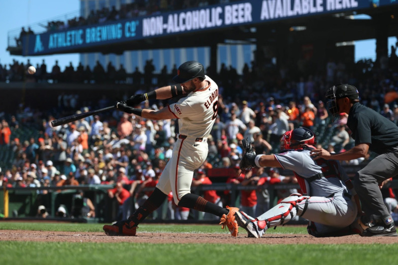Grand slam de Eldridge en el noveno corona gran remontada de los Gigantes