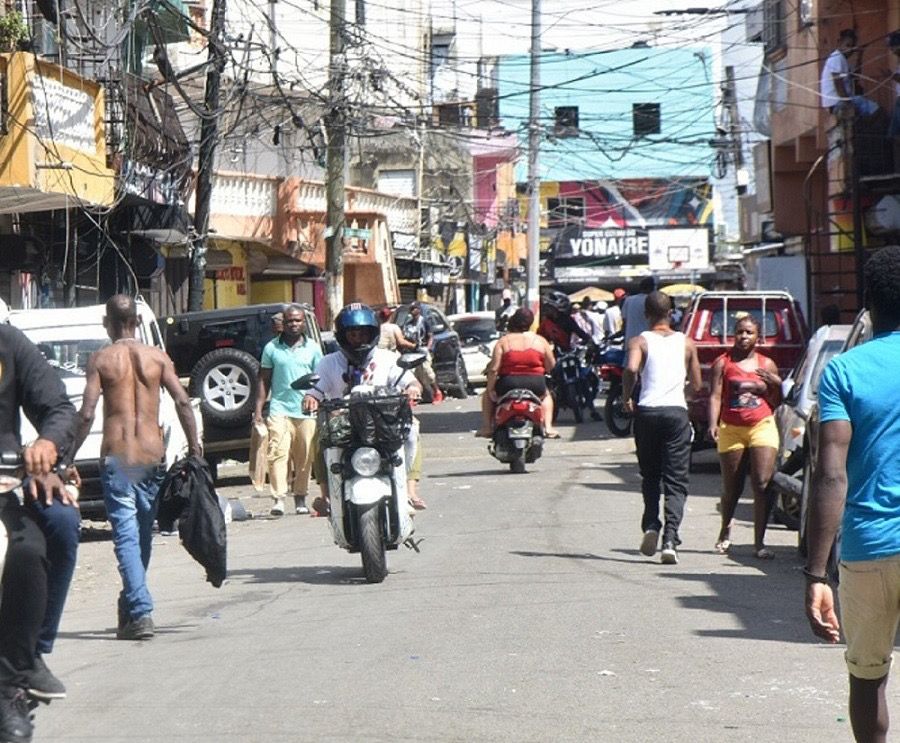 Así se vive en La 42 de Capotillo