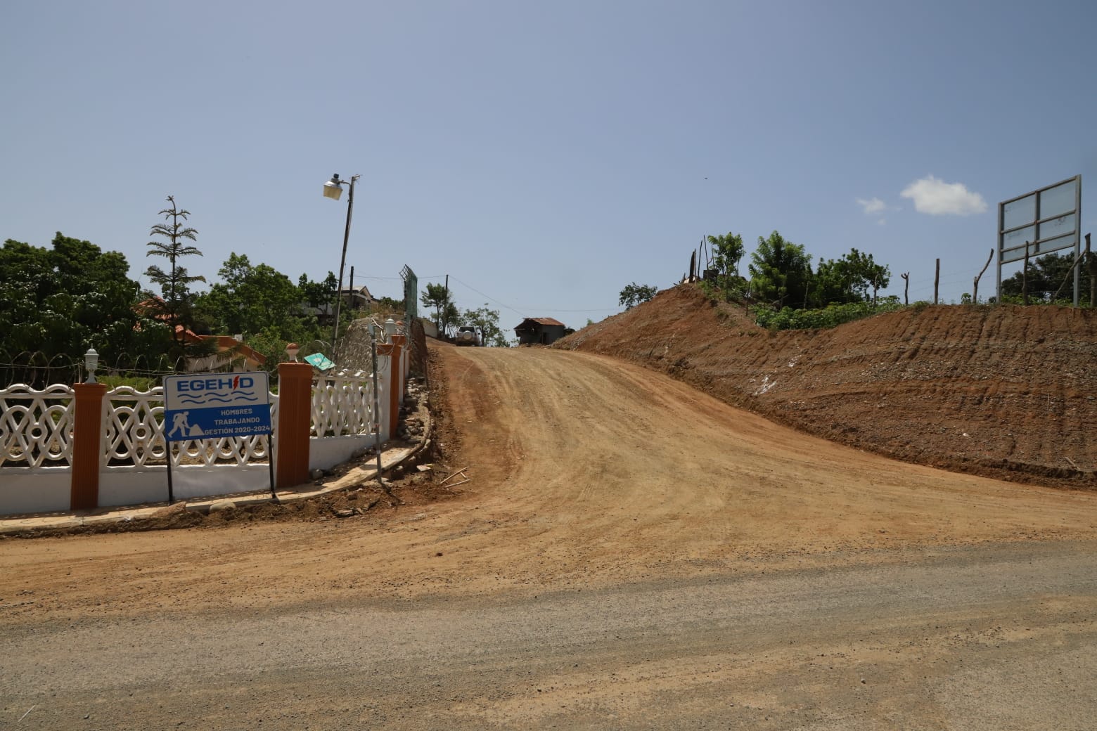 Construyen carretera en Jánico y Sajoma para atraer el turismo y ...