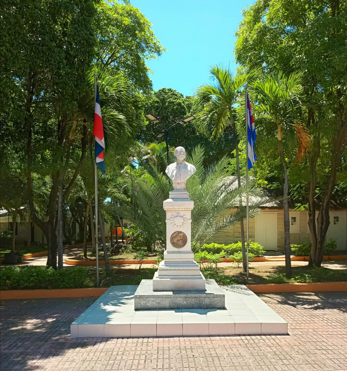 ¡A ver la casa de Máximo Gómez!