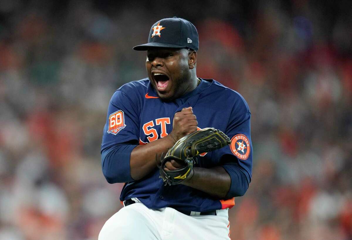 Héctor Neris rechaza su opción con Astros y se convierte en agente libre