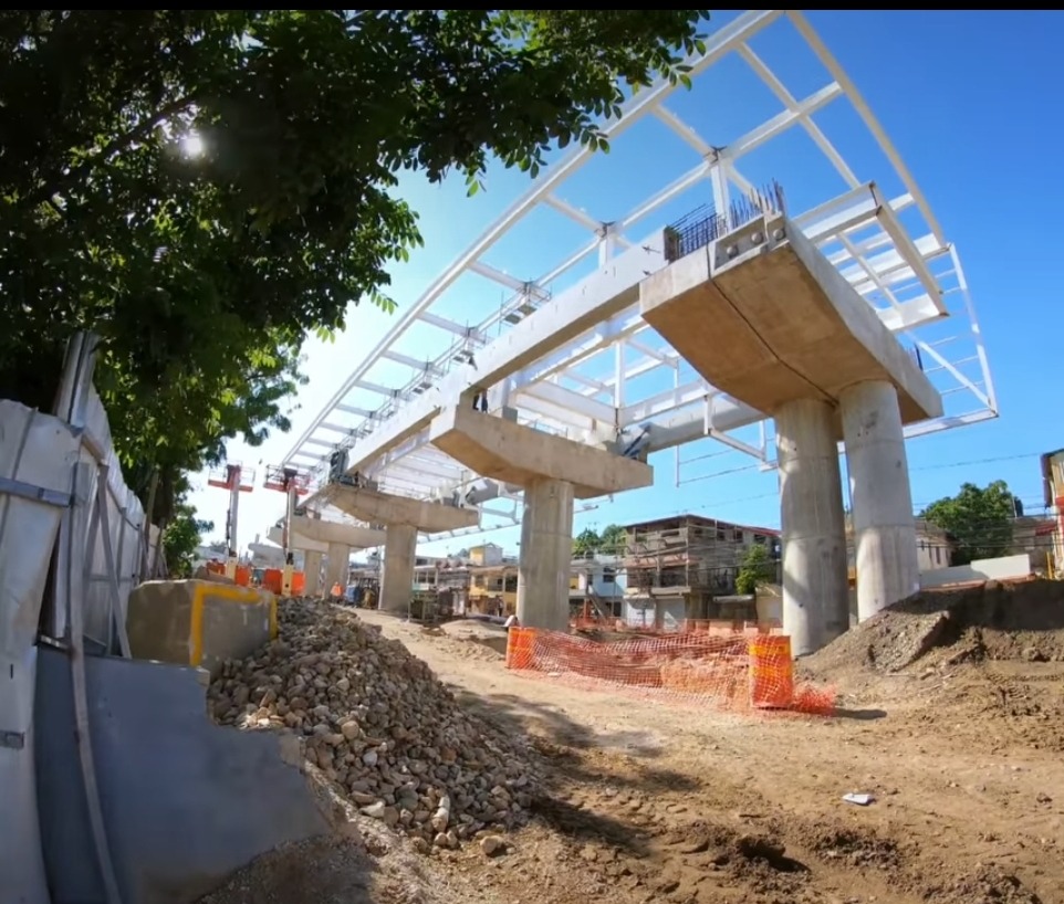 Tres estaciones del monorriel de Santiago están más avanzadas