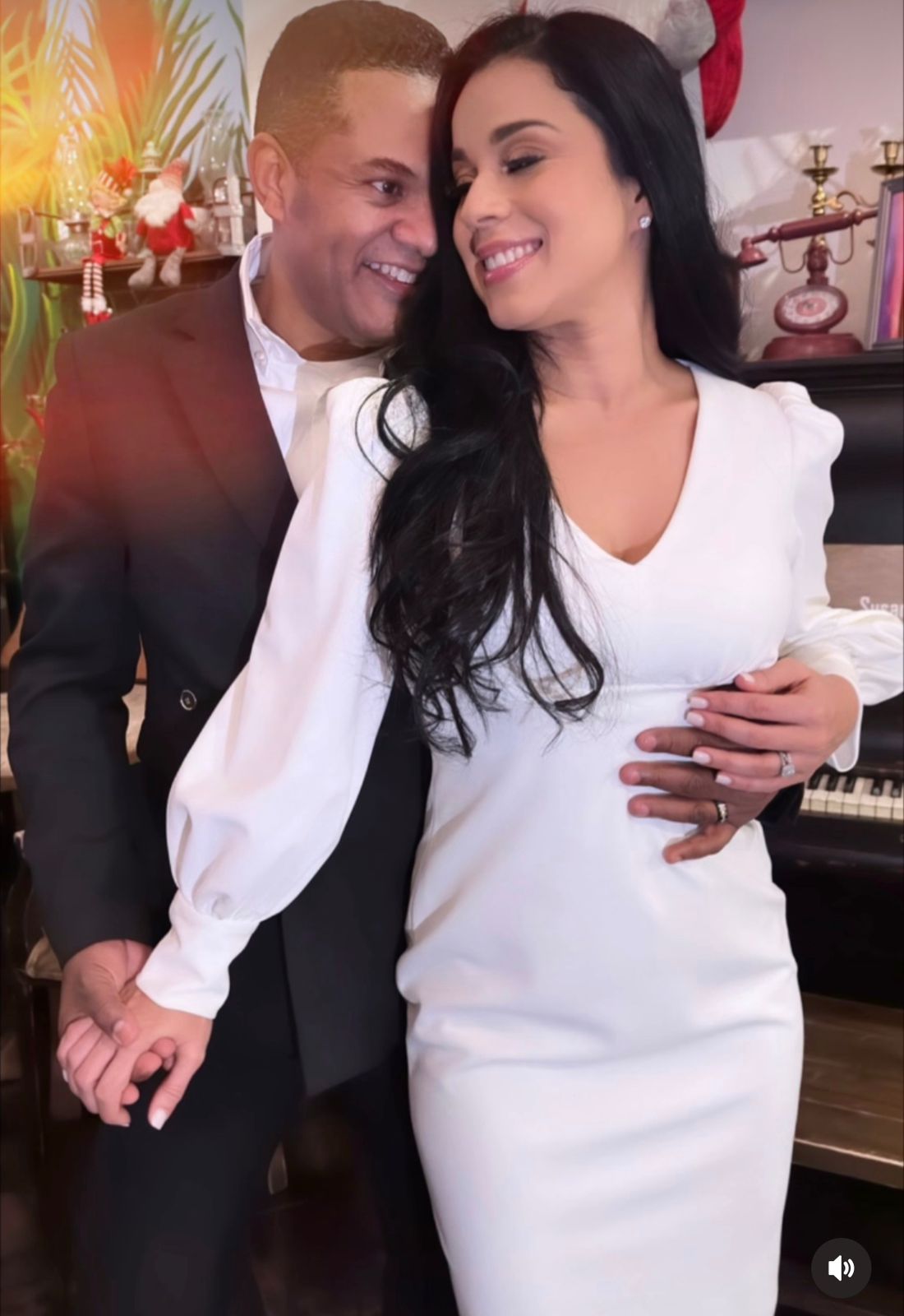 La predicadora, escritora y periodista Madelyn Rodríguez es la esposa de Alex Matos