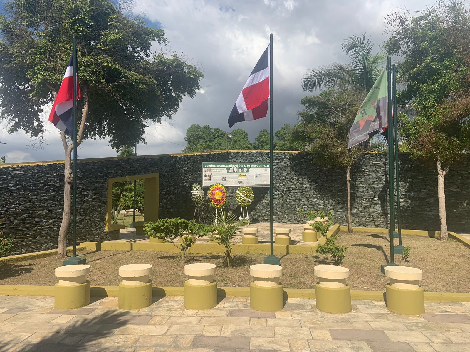 Rinden tributo a Los Palmeros, tras 52 años de su muerte