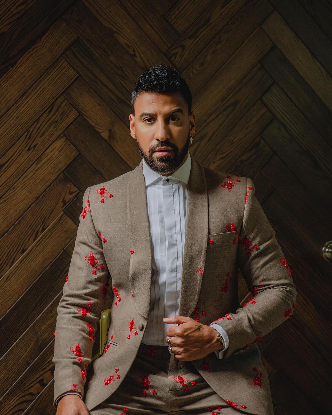 Jhoel López dice que merecía conducir Premios Soberano "primero que ...