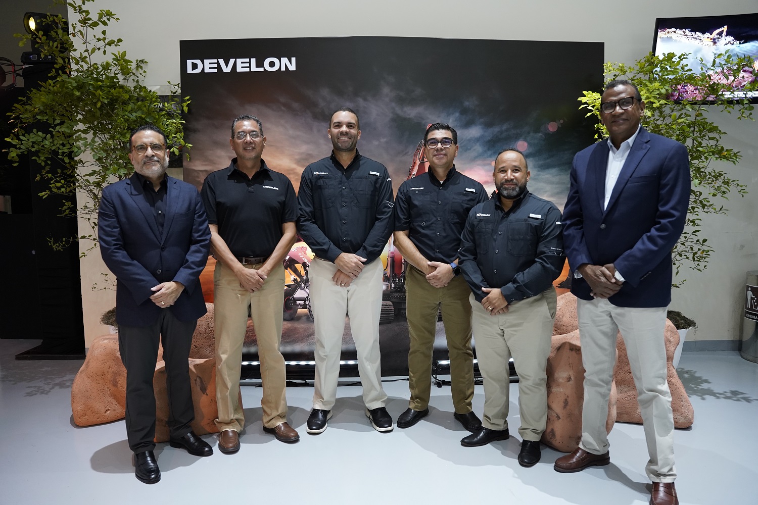 Equimax presenta las novedades de la marca Develon