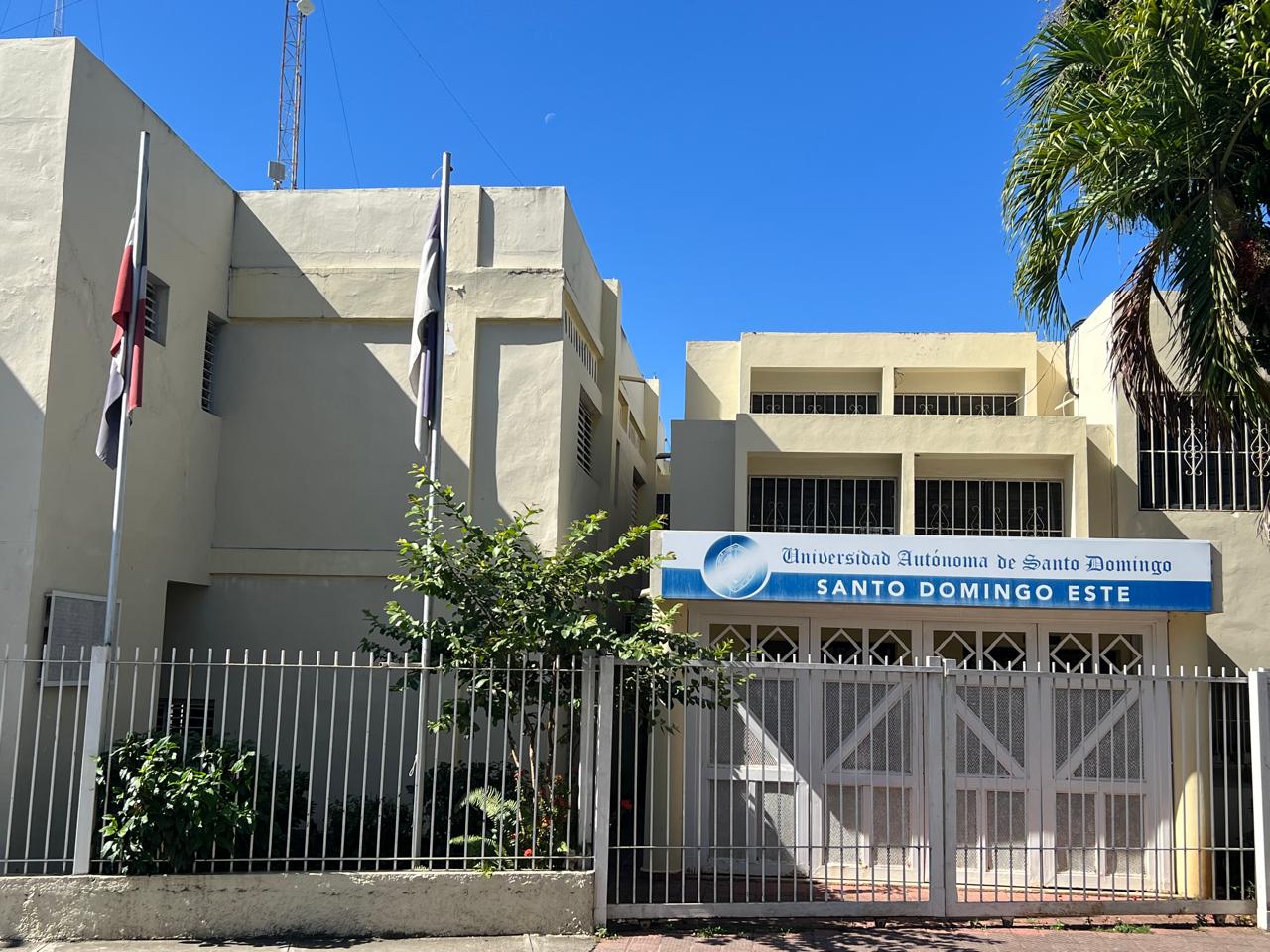 UASD–SDE anuncia más carreras y abre proceso de inscripción a nuevos ...