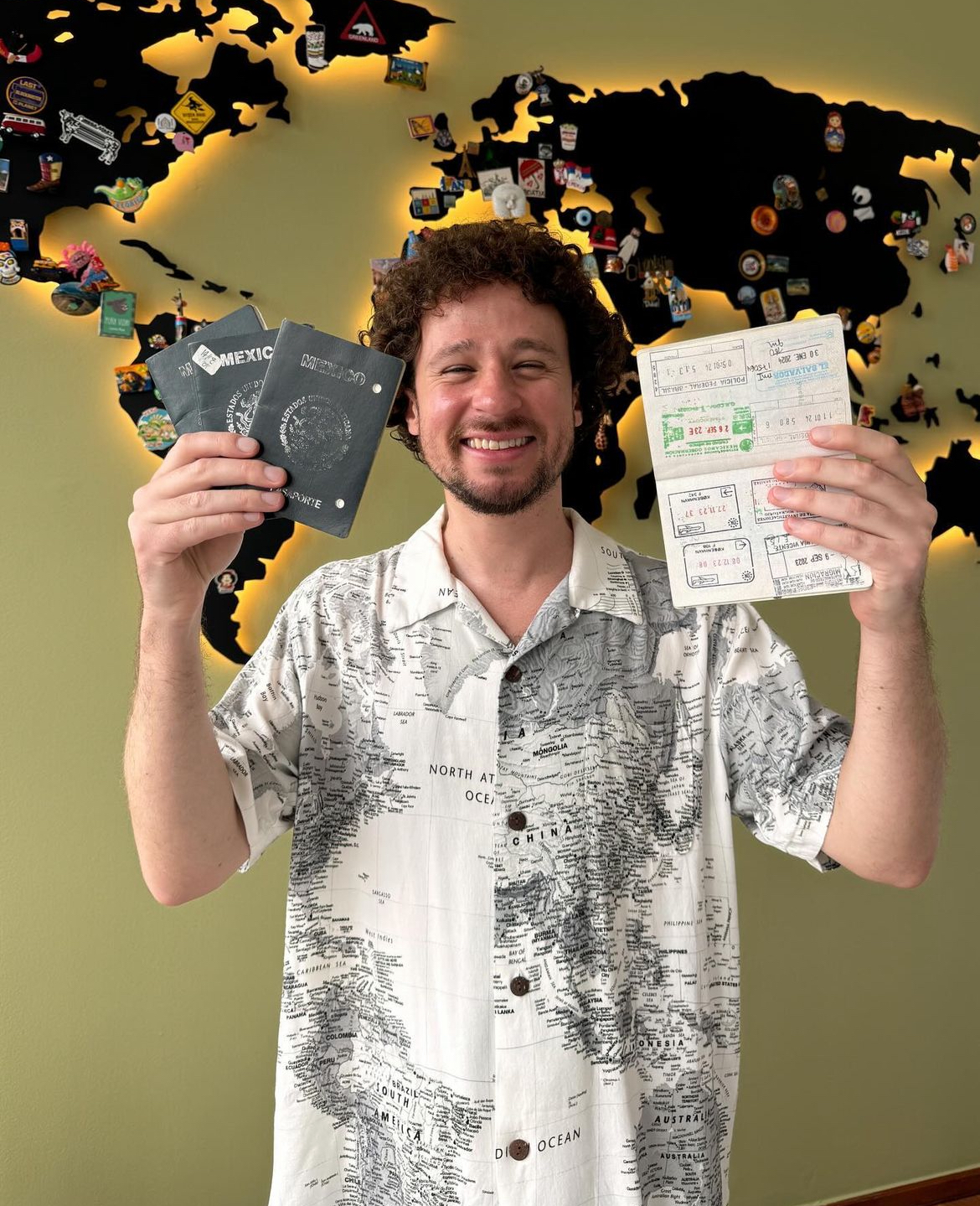 Luisito Comunica le pone la voz en español a Sonic: 'Es bonito formar ...