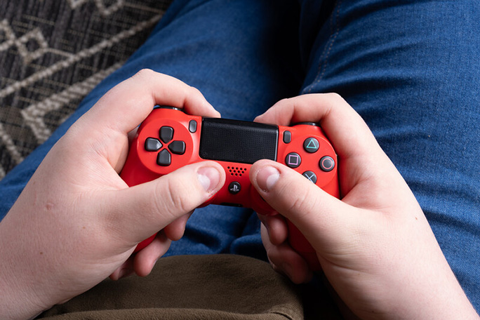 Este es Eric Kilburn Jr, el adolescente con las manos y pies más ...