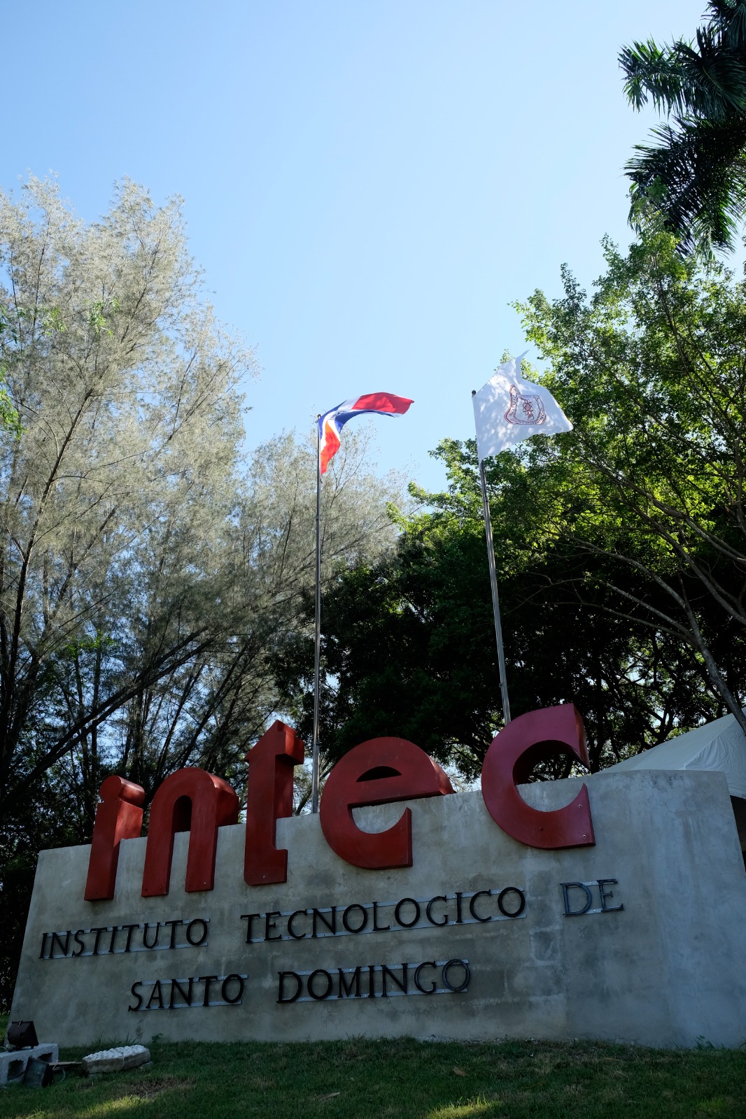 INTEC como universidad pública no estatal