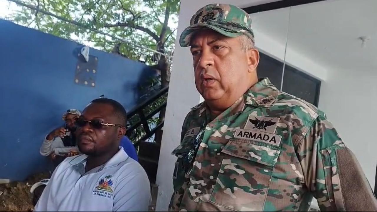 Director de Migración supervisa en Santiago centro de detención de ...