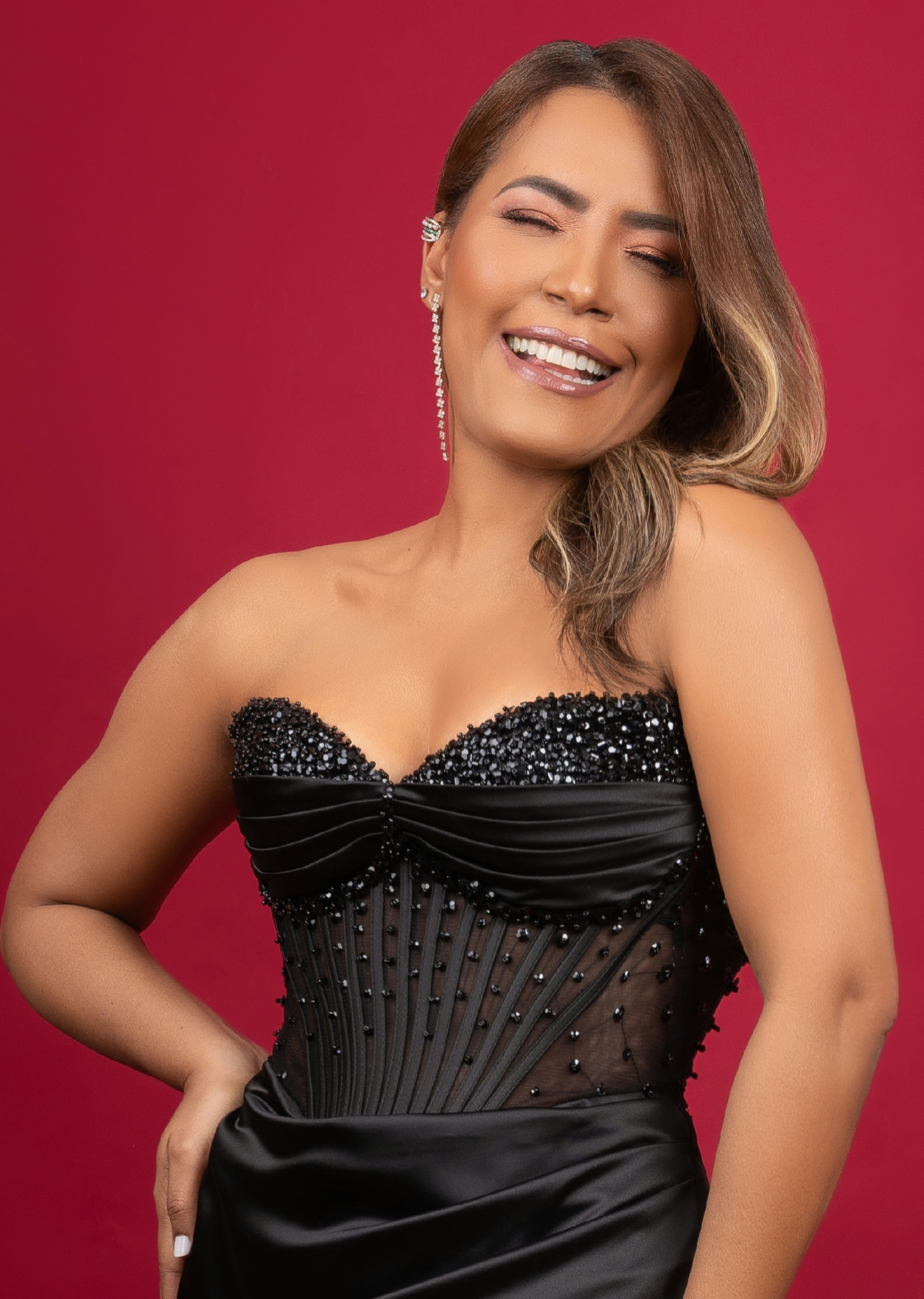 Mayelin Caro: el merengue la conquista y la saca del mundo de las finanzas