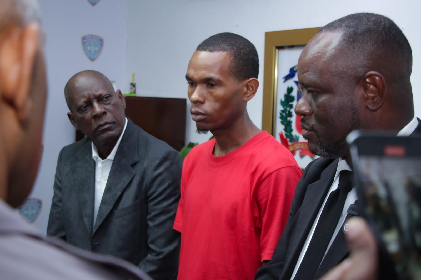 Se entrega uno de los presuntos autores de muerte de segundo teniente ...