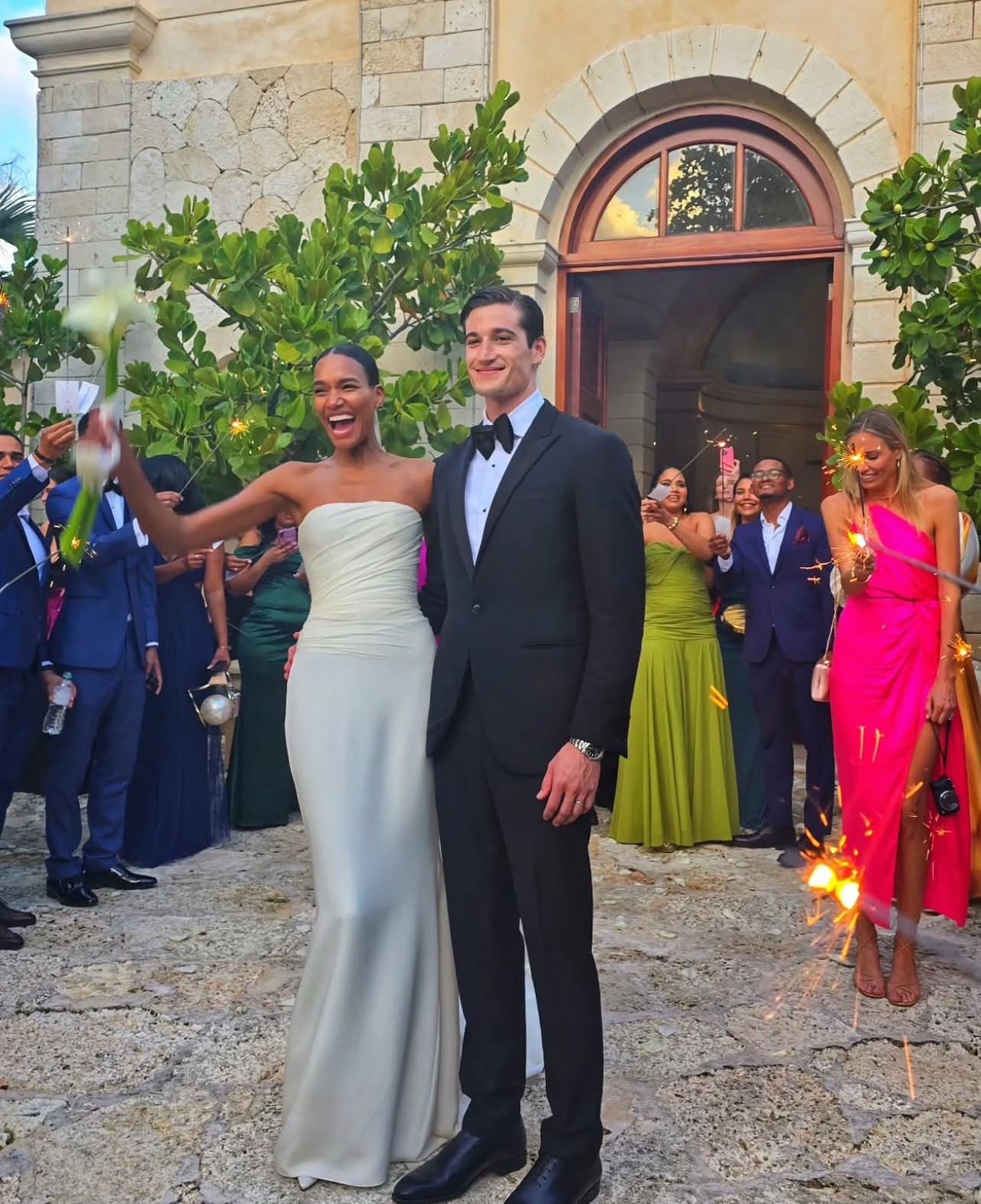 Top model dominicana Arlenis Sosa se casa en Punta Cana