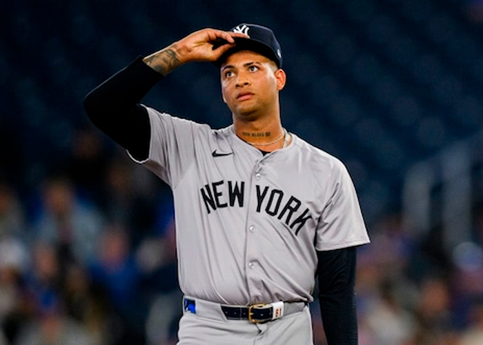 Luis Gil no lanzará por unas seis semanas con los Yankees