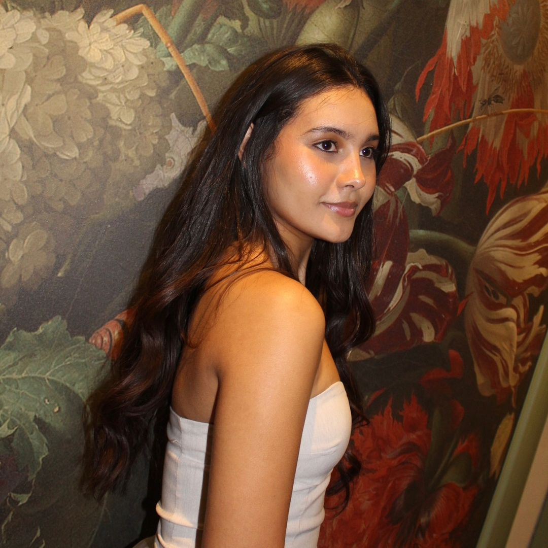 Intec entrega a los padres de Aida Nicole Reyes, fallecida en accidente ...