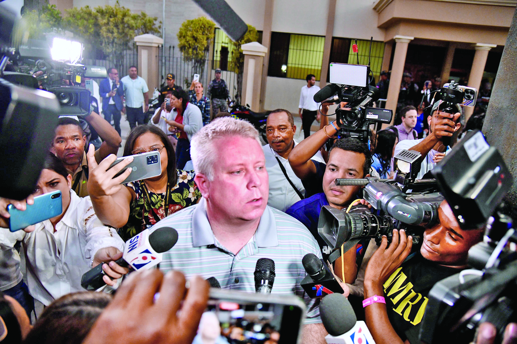 Padre de Joshua Steven Riibe dice no regresará a su país sin su hijo