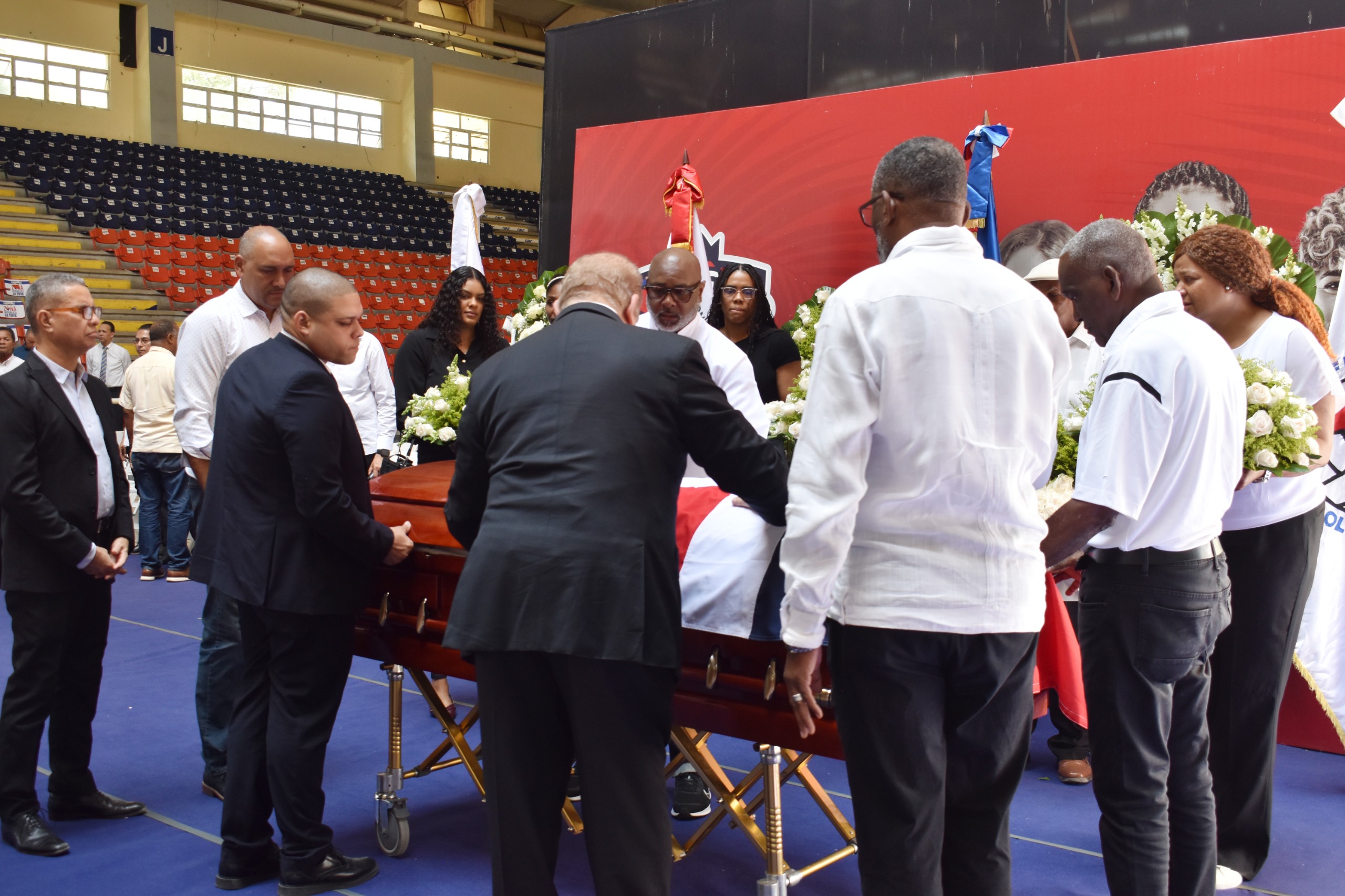 La Federación de Voleibol le da el último adiós al inmortal Gioriber Arias