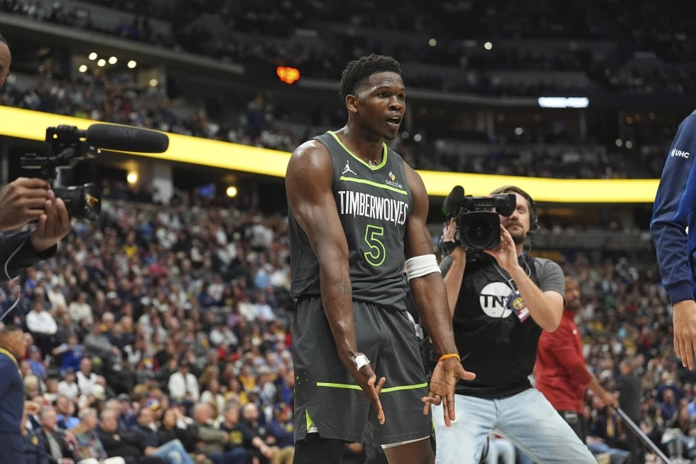 NBA aprueba por unanimidad la venta de Timberwolves y Lynx a grupo ...