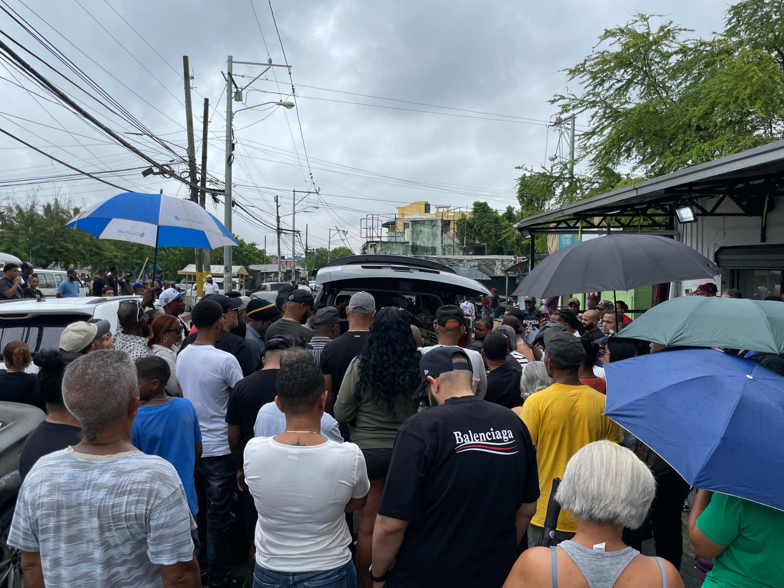 Decenas despiden en el boulevard de Sábana Perdida a Antonio Escotto ...