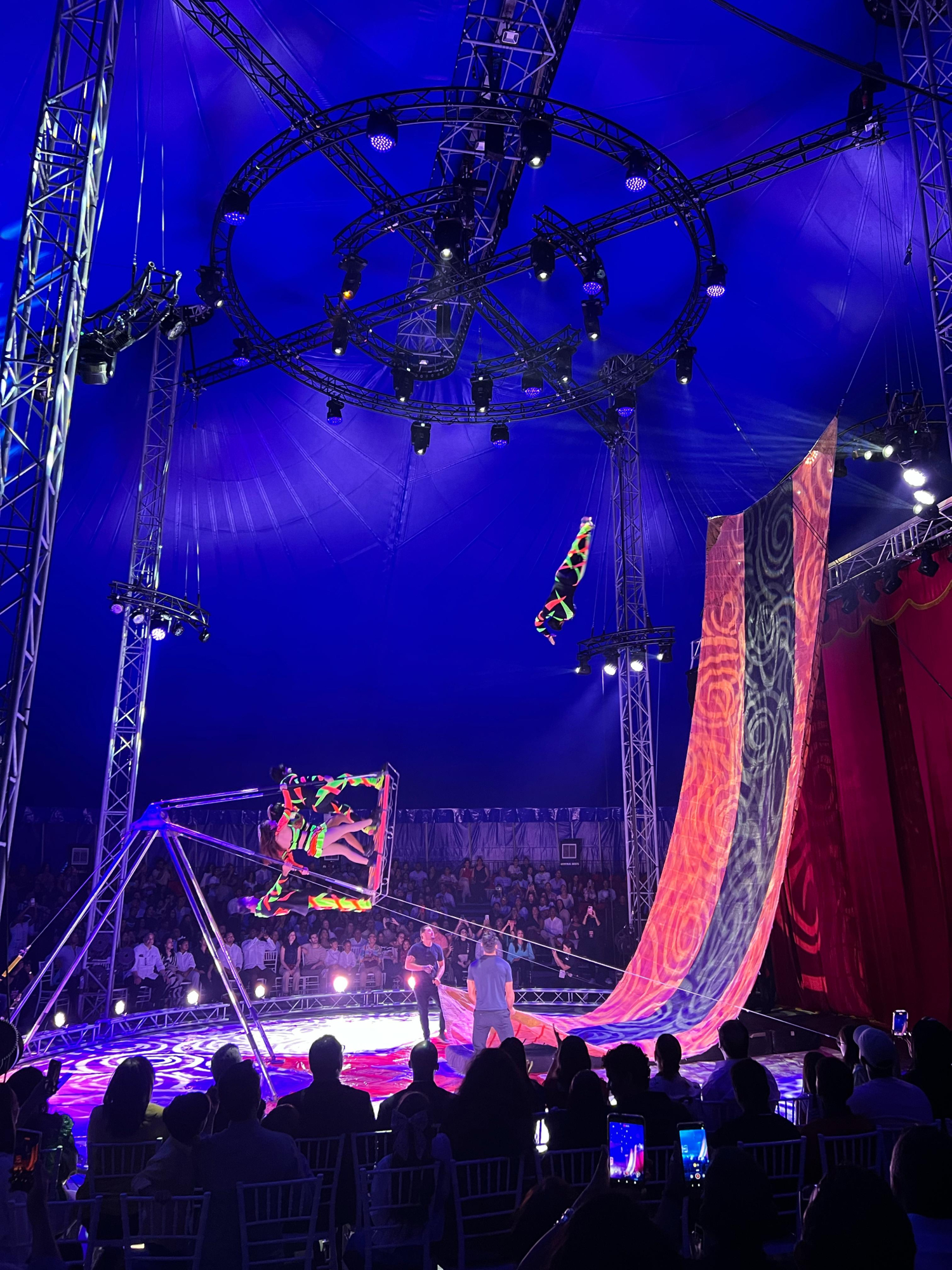 La magia del circo llega al Malecón de Santo Domingo en el Symphony ...
