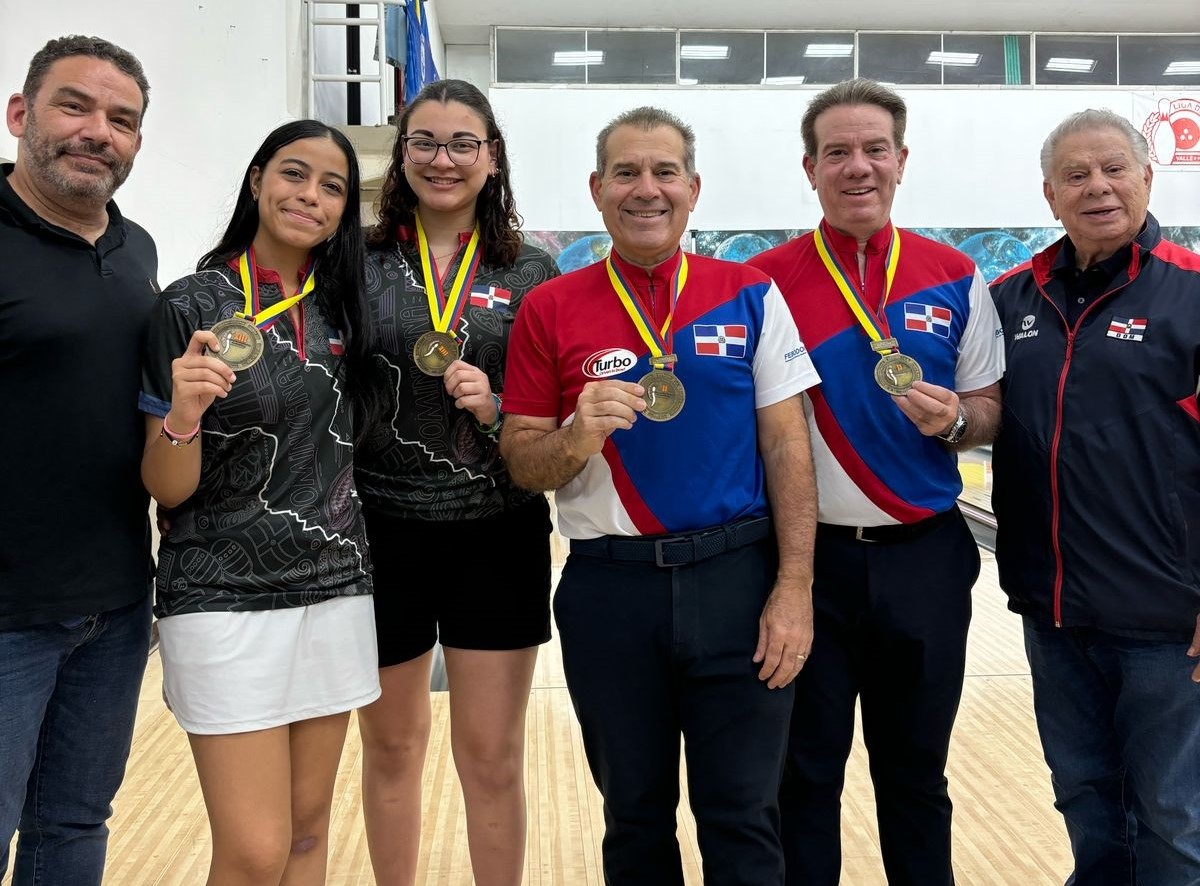 Rolando A. Sebelén conquista tres oro en el Iberoamericanos boliche