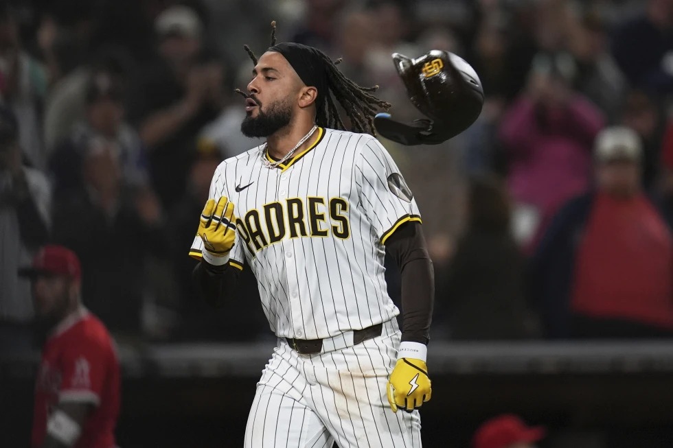 Fernando Tatis Jr. decide para los Padres y deja a los Angelinos en el terreno