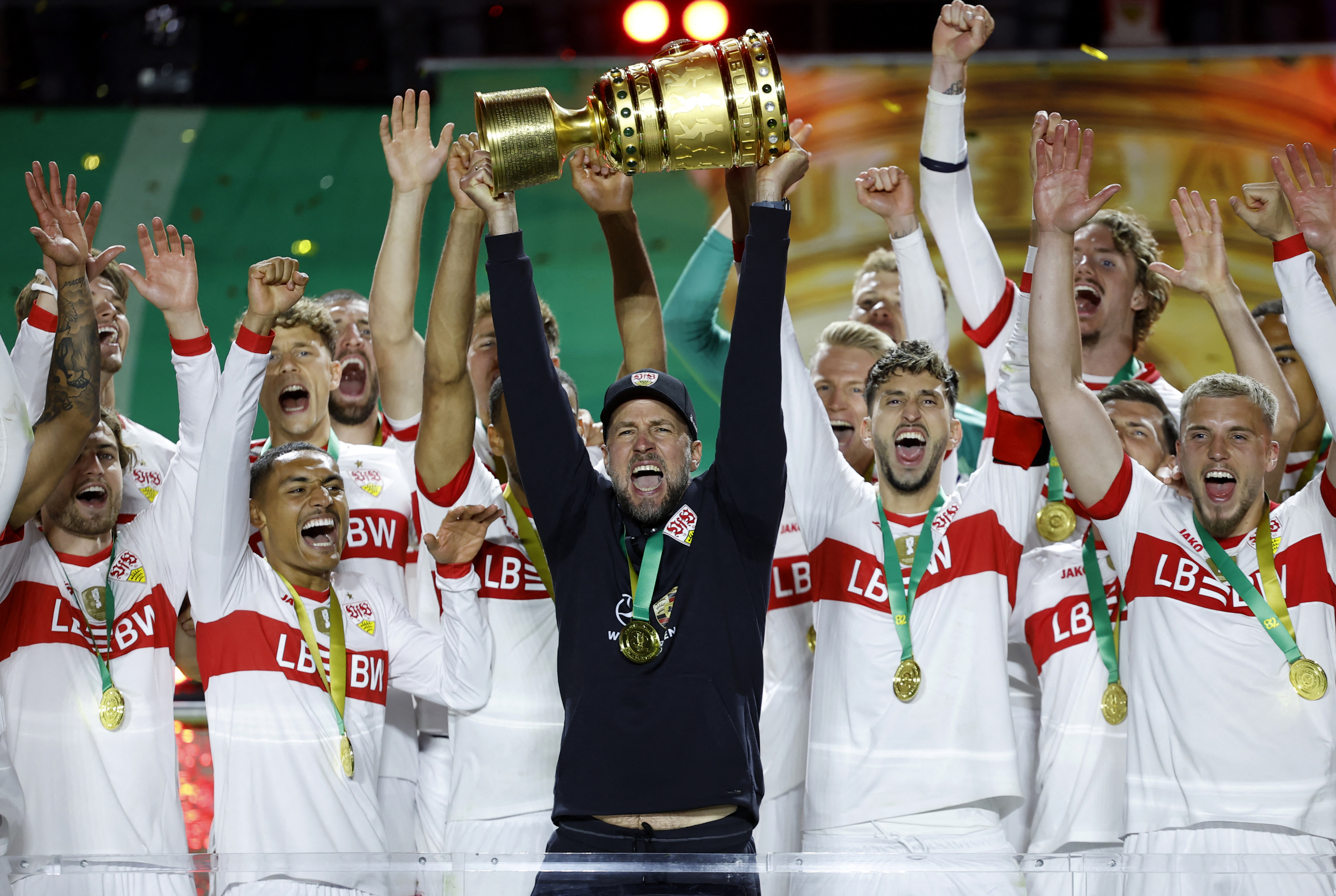 Stuttgart cumple y levanta su cuarta Copa de Alemania