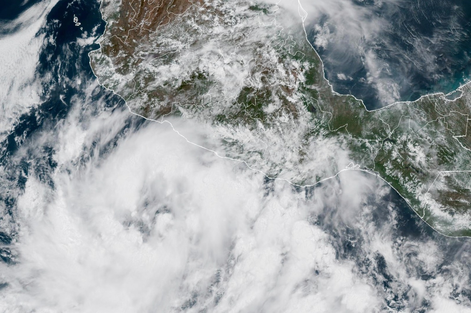 Se forma tormenta Dalila y se prevé lluvias en México