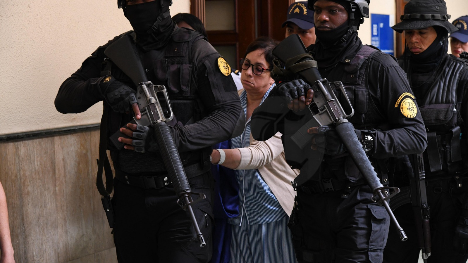 Gobierno inicia entrega del bono de emergencia a familias afectadas por tragedia en Jet Set