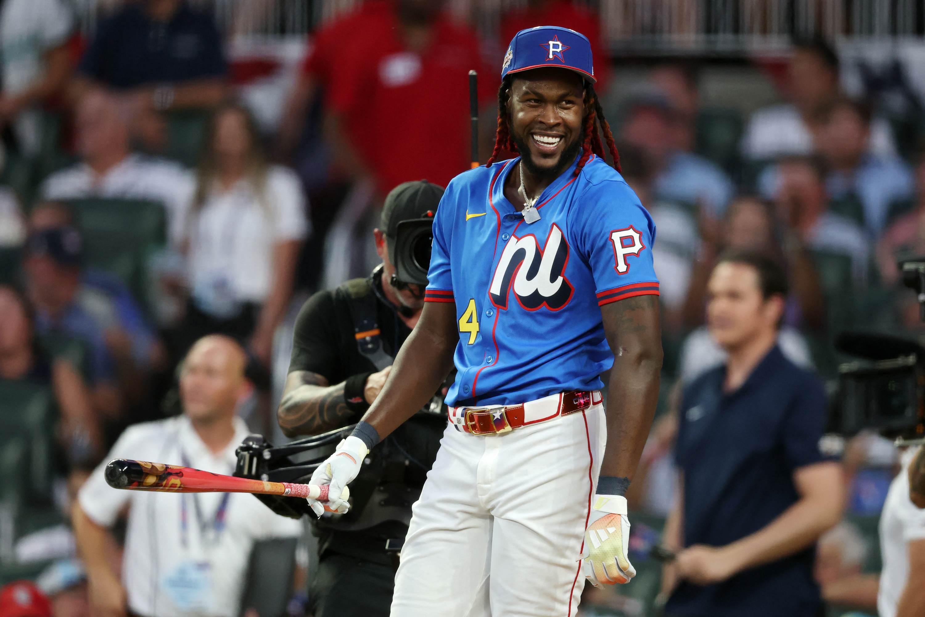 Vevrier lovely flat and great disposition, but scarcely any