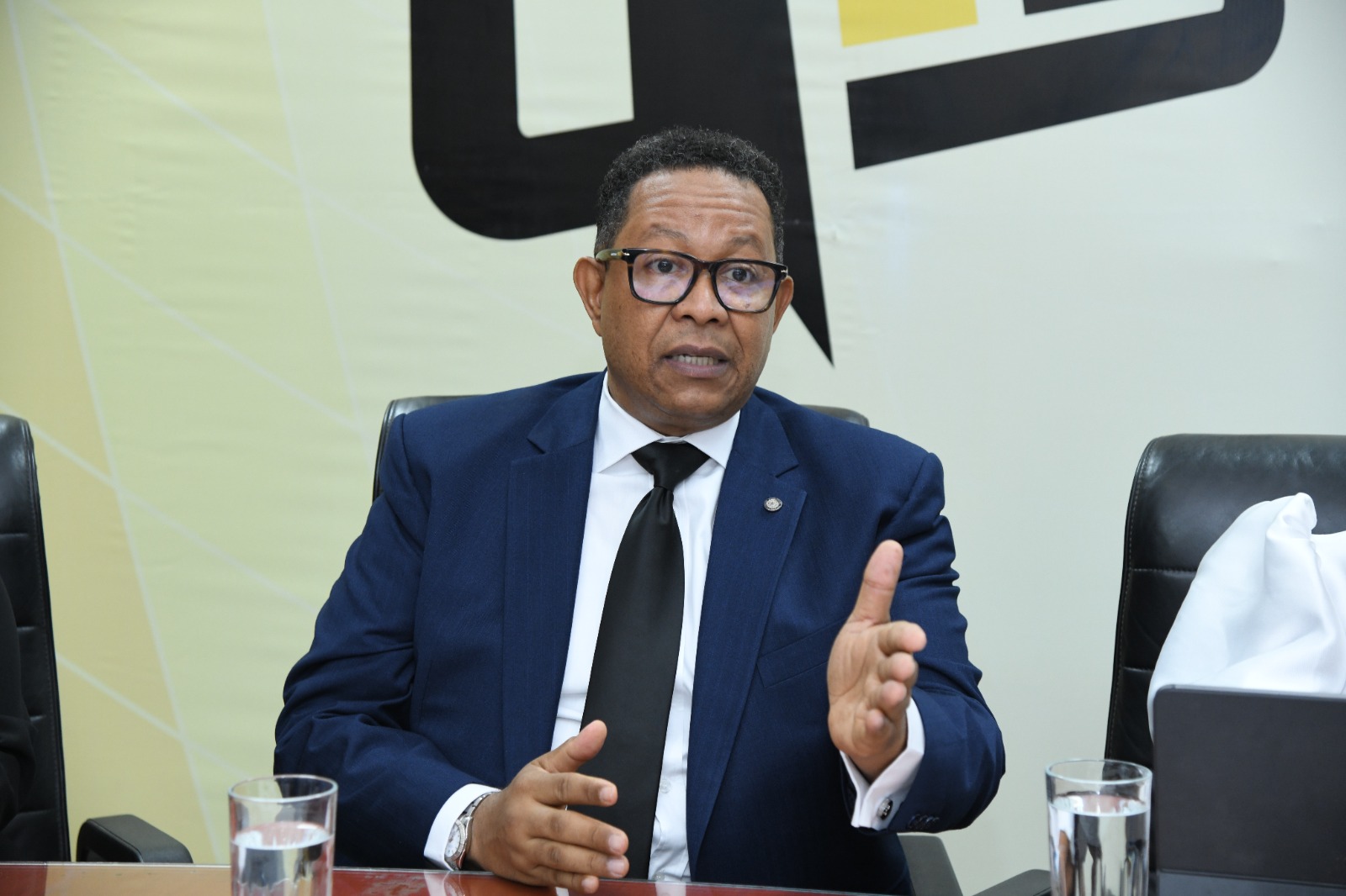 Juez Rafael Báez cuestiona las injusticias del sistema penal y exige ...