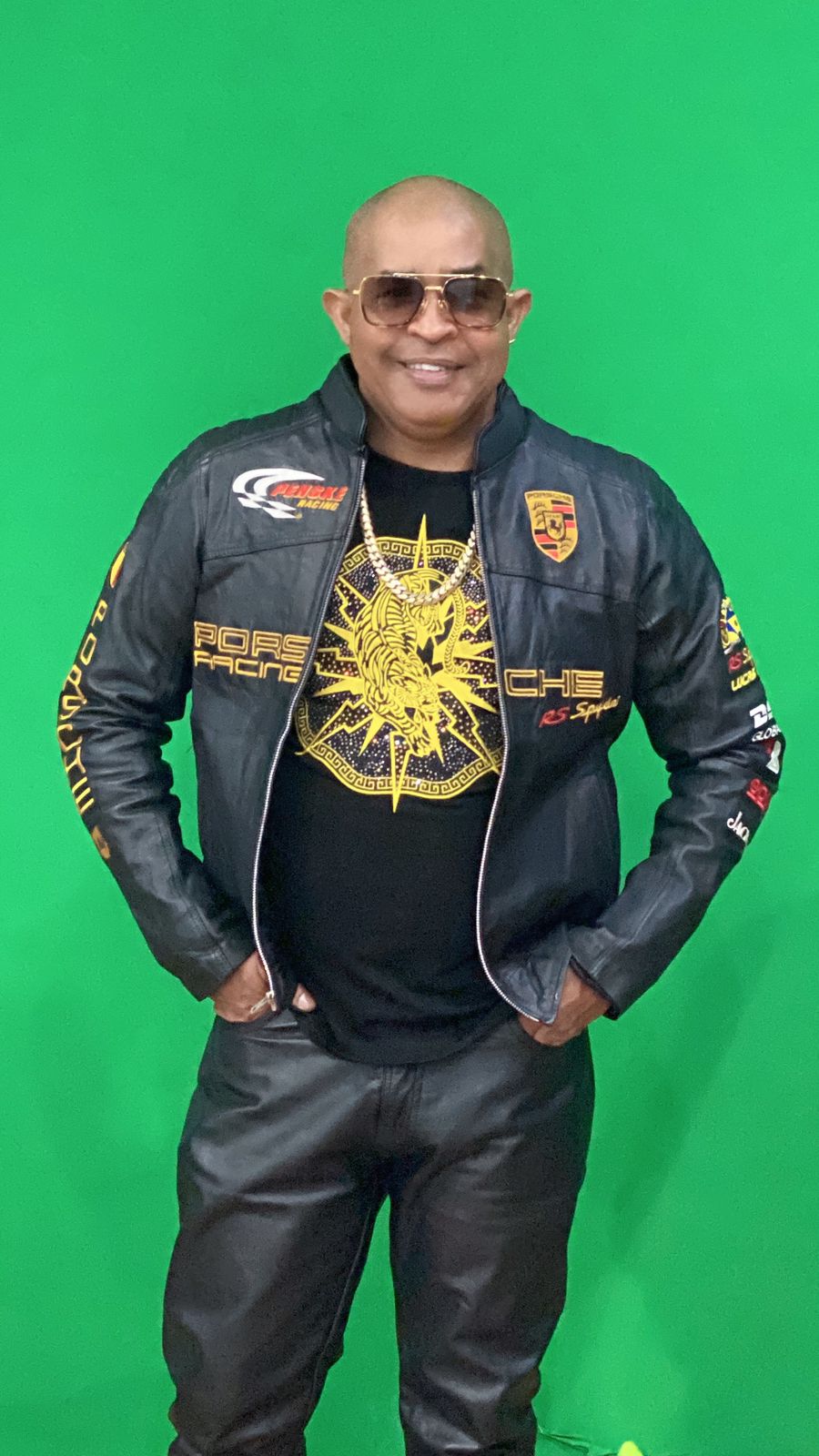 Ricky Castro lleva al merengue el clásico ecuatoriano "Vagabundo ...