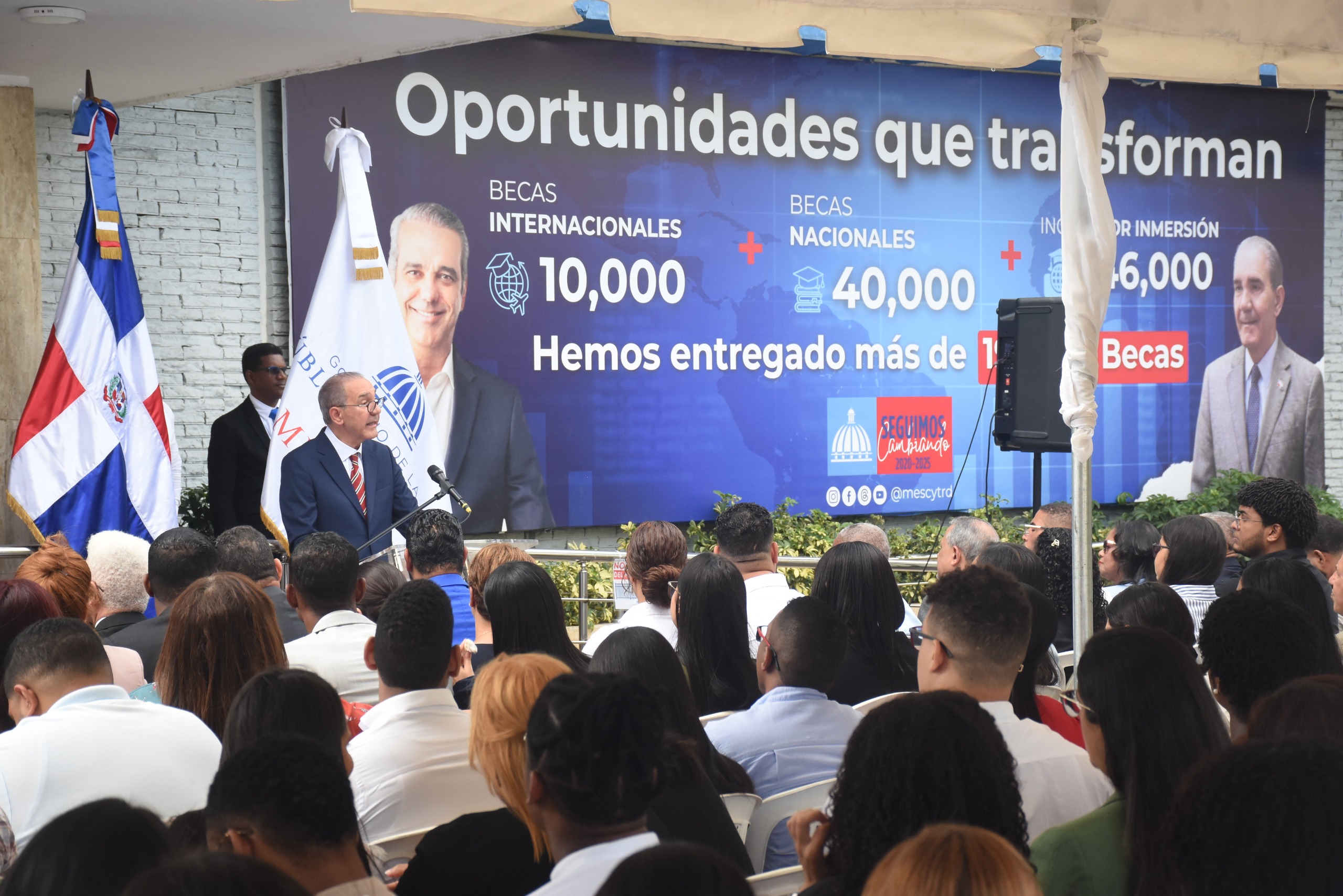 Mescyt ha entregado 1,710 becas internacionales a los jóvenes ...