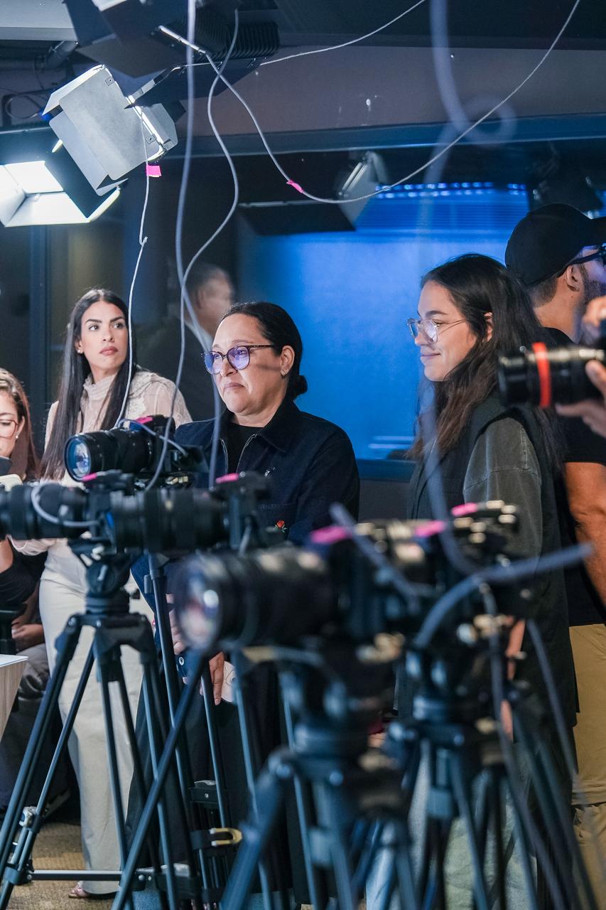 Emisora X102 inaugura estudio con el nombre de Edilenia Tactuk