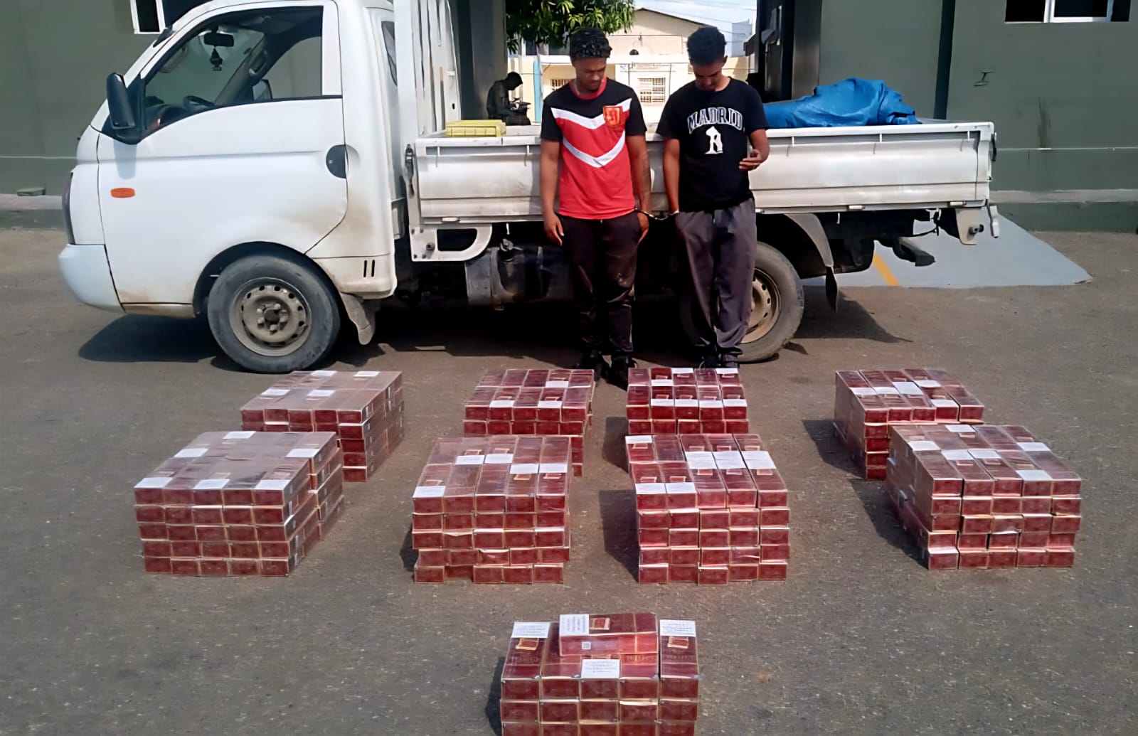 La frontera ‘porosa’ impulsa el contrabando de cigarrillos