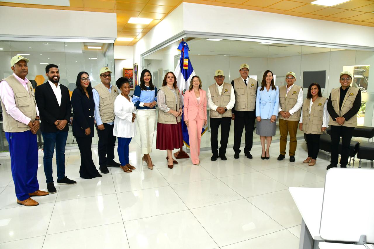 El Observatorio de Políticas Migratorias se reúne con Gloria Reyes