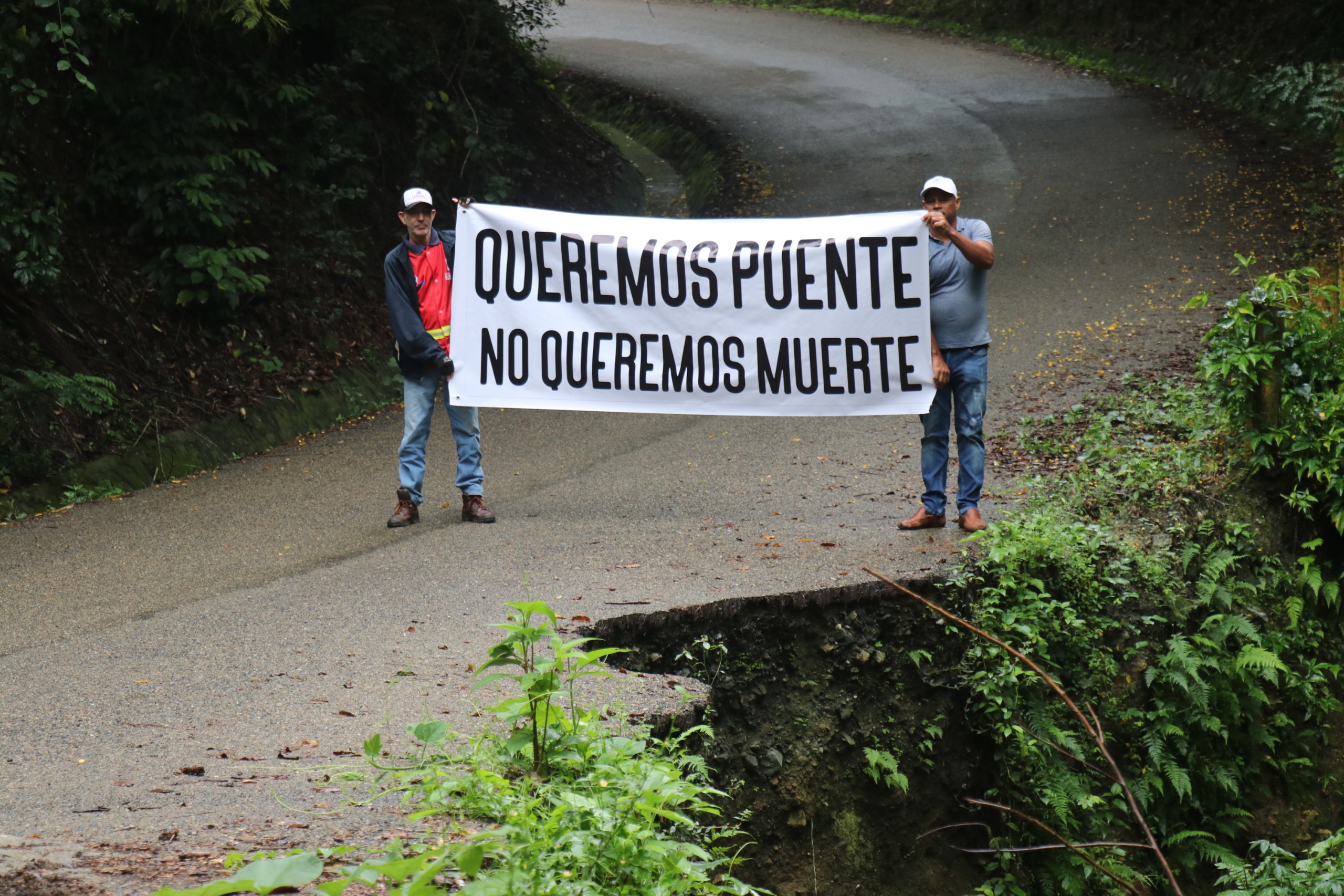 Varias comunidades en Dajabón en peligro de quedar incomunicadas por ...