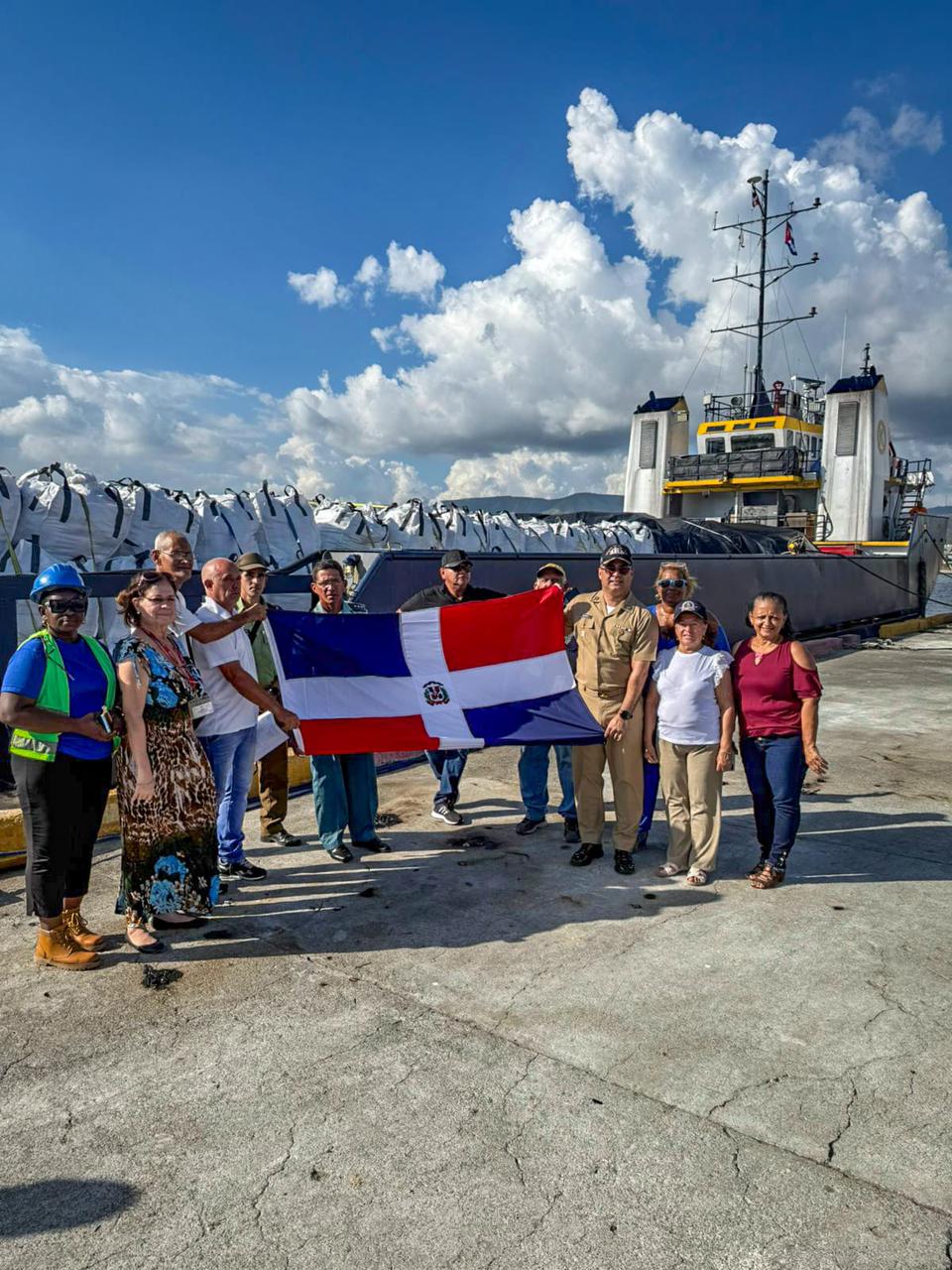 RD concluye entrega de ayuda humanitaria a Jamaica y Cuba tras el paso ...